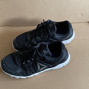 Reebok | Shoes | Reebok Microweb Size 3 Black Mens | Poshmark